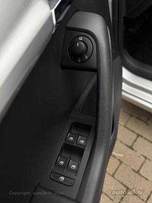 Grey Skoda Octavia 2017 in Tallinn, with an engine capacity of 1.60 L and mileage of 197 thousand km for 10990 €, photo 16 on AUTOMOTO.COM.LV