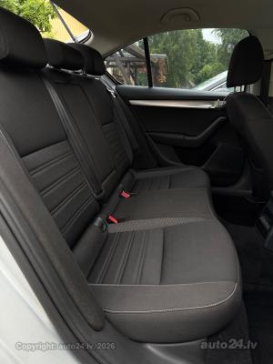 Grey Skoda Octavia 2017 in Tallinn, with an engine capacity of 1.60 L and mileage of 197 thousand km for 10990 €, photo 17 on AUTOMOTO.COM.LV