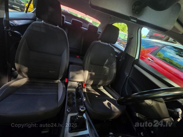 Grey Skoda Octavia 2017 in Tallinn, with an engine capacity of 1.80 L and mileage of 234 thousand km for 7999 €, photo 9 on AUTOMOTO.COM.LV