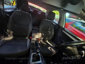 Pelēks Skoda Octavia 2017 Tallina, ar dzinēja tilpumu 1.80 L un nobraukumu 234 tūkst. km par 7999 €, foto 10 vietnē AUTOMOTO.COM.LV