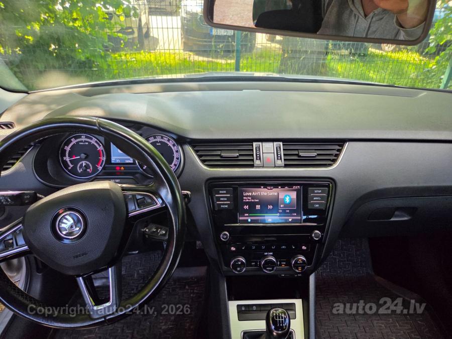 Pelēks Skoda Octavia 2017 Tallina, ar dzinēja tilpumu 1.80 L un nobraukumu 234 tūkst. km par 7999 €, foto 11 vietnē AUTOMOTO.COM.LV