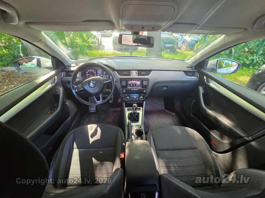 Pelēks Skoda Octavia 2017 Tallina, ar dzinēja tilpumu 1.80 L un nobraukumu 234 tūkst. km par 7999 €, foto 12 vietnē AUTOMOTO.COM.LV