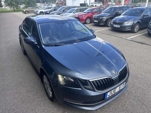Pelēks Skoda Octavia 2017 Viļņa, ar dzinēja tilpumu 1.40 L un nobraukumu 107 tūkst. km par 12500 €, foto 4 vietnē AUTOMOTO.COM.LV