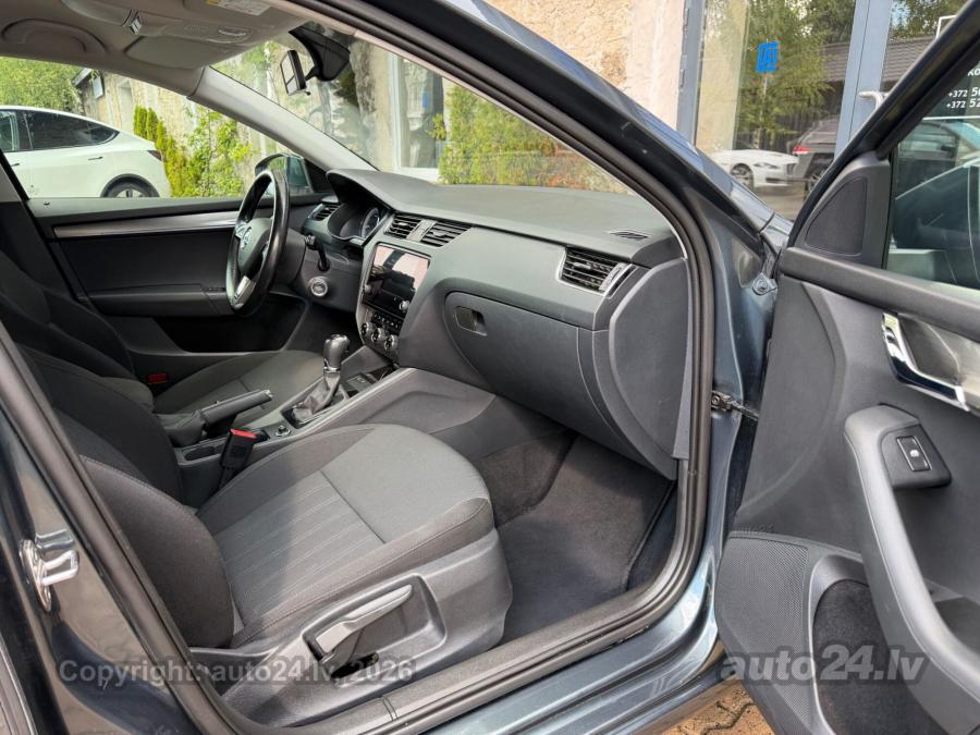 Pelēks Skoda Octavia 2017 Tallina, ar dzinēja tilpumu 1.40 L un nobraukumu 130 tūkst. km par 10990 €, foto 8 vietnē AUTOMOTO.COM.LV