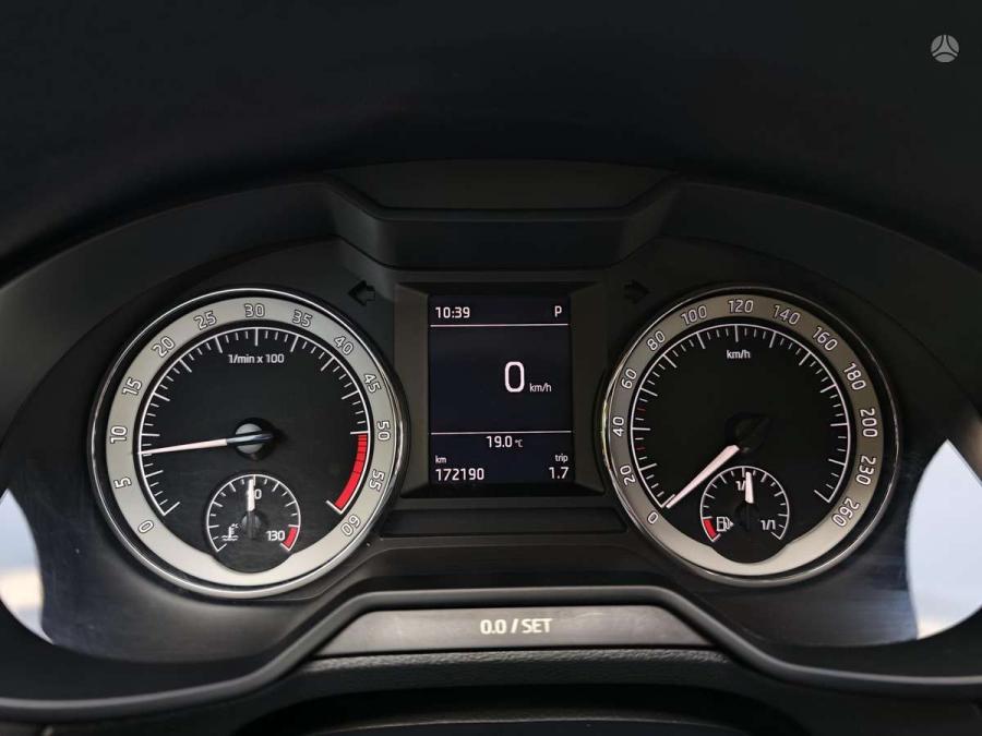 Grey Skoda Octavia 2017 in Vilnius, with an engine capacity of 1.60 L and mileage of 172 thousand km for 10999 €, photo 24 on AUTOMOTO.COM.LV