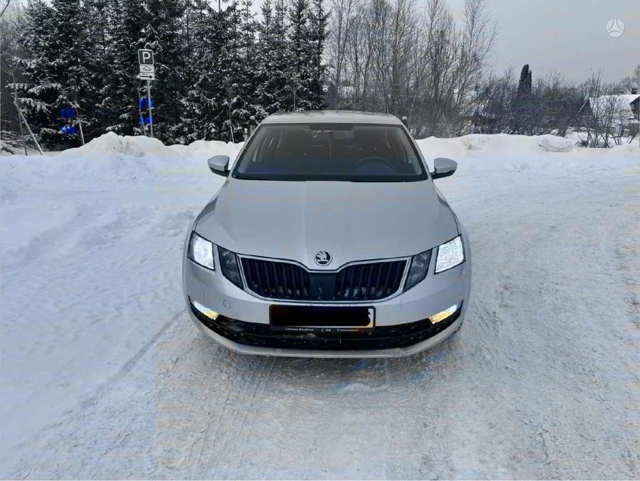 Grey Skoda Octavia 2018 in Anyksciai, with an engine capacity of 1.60 L and mileage of 123 thousand km for 11000 €, photo 1 on AUTOMOTO.COM.LV