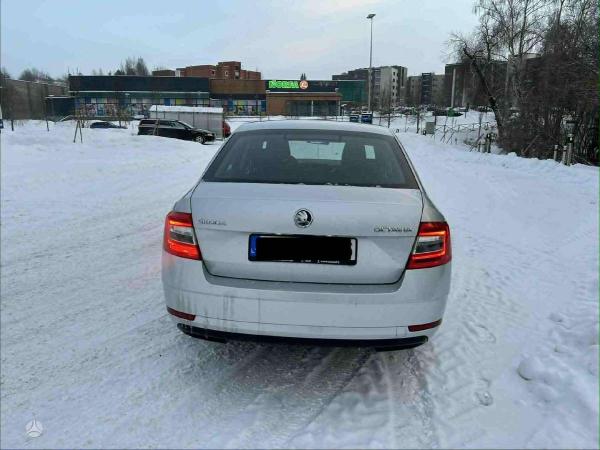 Серый Шкода Октавия 2018 в Аникщяй, объемом двигателя 1.60 л и пробегом 123 тыс. км за 11000 €, фото 4 на AUTOMOTO.COM.LV