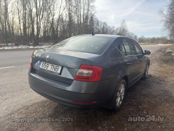 Grey Skoda Octavia 2018 in Tallinn, with an engine capacity of 1.40 L and mileage of 131 thousand km for 11500 €, photo 4 on AUTOMOTO.COM.LV