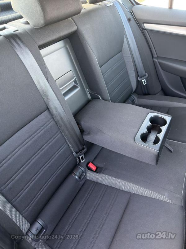 Grey Skoda Octavia 2018 in Tallinn, with an engine capacity of 1.40 L and mileage of 131 thousand km for 11500 €, photo 11 on AUTOMOTO.COM.LV