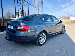 Pelēks Skoda Octavia 2018 Tallina, ar dzinēja tilpumu 1.80 L un nobraukumu 240 tūkst. km par 10900 €, foto 7 vietnē AUTOMOTO.COM.LV