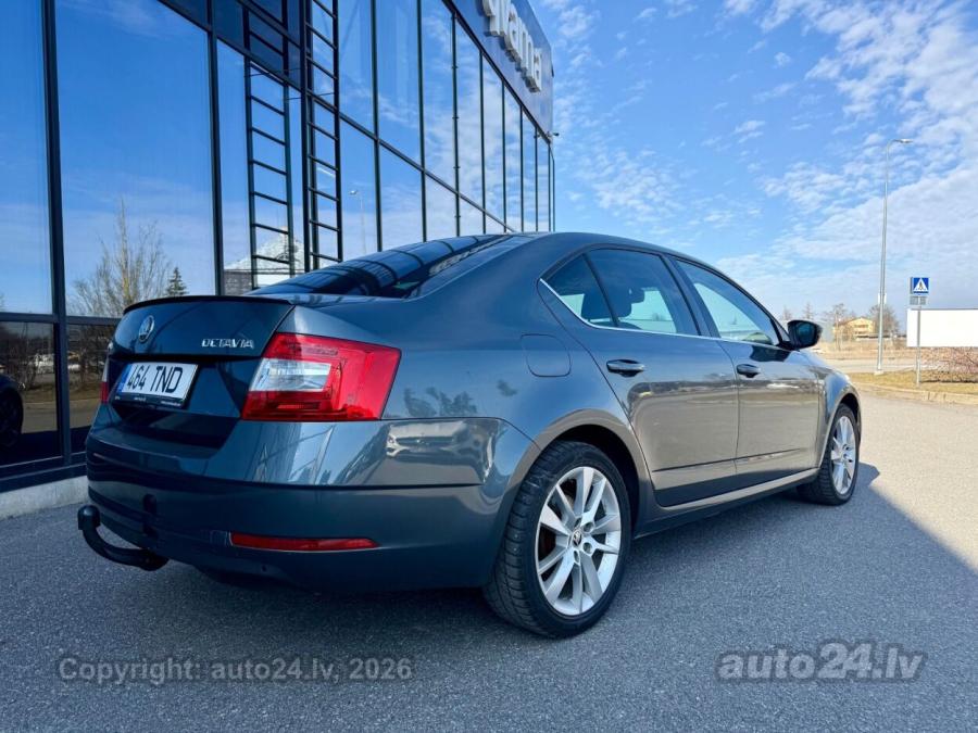 Pelēks Skoda Octavia 2018 Tallina, ar dzinēja tilpumu 1.80 L un nobraukumu 240 tūkst. km par 10900 €, foto 8 vietnē AUTOMOTO.COM.LV