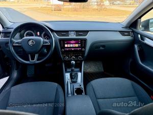 Pelēks Skoda Octavia 2018 Tallina, ar dzinēja tilpumu 1.80 L un nobraukumu 240 tūkst. km par 10900 €, foto 16 vietnē AUTOMOTO.COM.LV