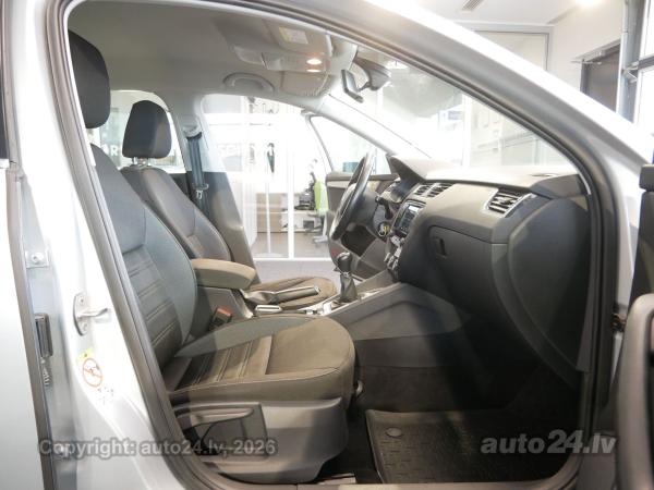 Grey Skoda Octavia 2018 in Tallinn, with an engine capacity of 1.00 L and mileage of 63 thousand km for 9500 €, photo 9 on AUTOMOTO.COM.LV