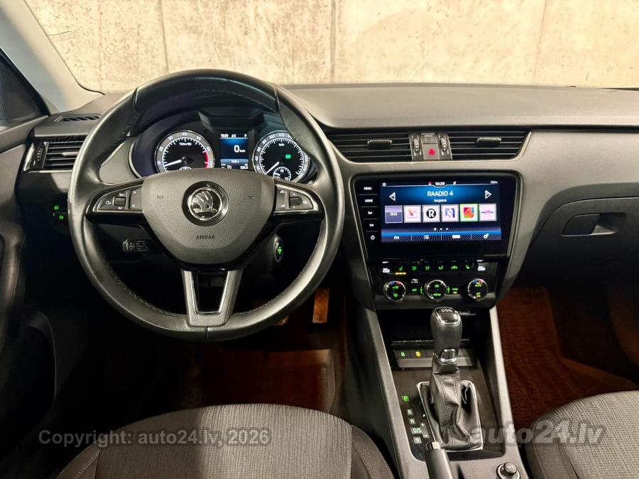 Grey Skoda Octavia 2018 in Tallinn, with an engine capacity of 1.50 L and mileage of 97 thousand km for 12495 €, photo 8 on AUTOMOTO.COM.LV