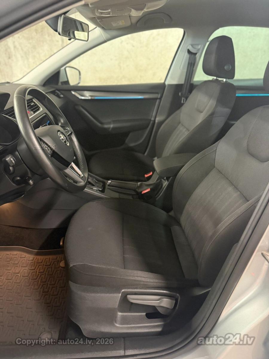 Grey Skoda Octavia 2018 in Tallinn, with an engine capacity of 1.50 L and mileage of 97 thousand km for 12495 €, photo 17 on AUTOMOTO.COM.LV