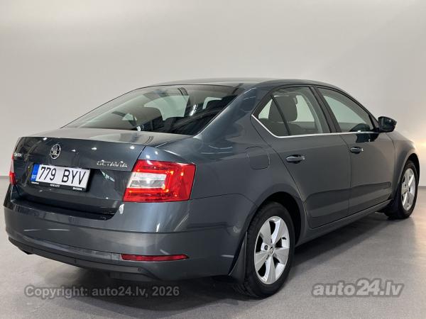 Pelēks Skoda Octavia 2018 Tallina, ar dzinēja tilpumu 1.00 L un nobraukumu 90 tūkst. km par 9900 €, foto 4 vietnē AUTOMOTO.COM.LV