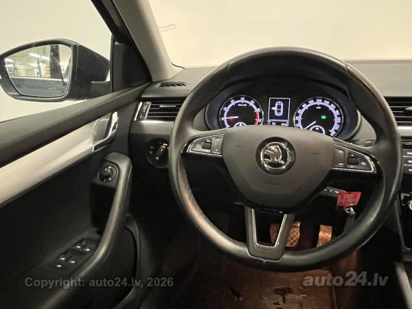Pelēks Skoda Octavia 2018 Tallina, ar dzinēja tilpumu 1.00 L un nobraukumu 90 tūkst. km par 9900 €, foto 10 vietnē AUTOMOTO.COM.LV