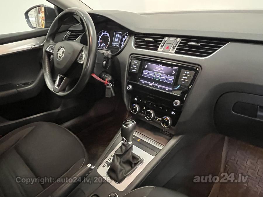 Серый Шкода Октавия 2018 в Таллин, объемом двигателя 1.00 л и пробегом 90 тыс. км за 9900 €, фото 18 на AUTOMOTO.COM.LV
