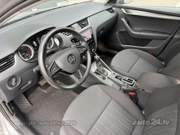 Grey Skoda Octavia 2018 in Tallinn, with an engine capacity of 1.50 L and mileage of 97 thousand km for 12995 €, photo 10 on AUTOMOTO.COM.LV