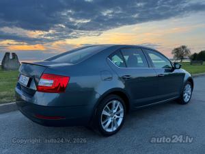 Pelēks Skoda Octavia 2018 Tallina, ar dzinēja tilpumu 1.50 L un nobraukumu 15 tūkst. km par 11750 €, foto 6 vietnē AUTOMOTO.COM.LV