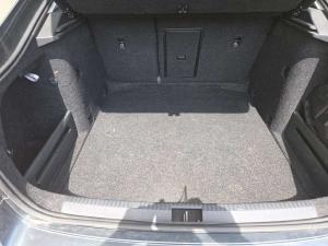 Pelēks Skoda Octavia 2018 Viļņa, ar dzinēja tilpumu 1.60 L un nobraukumu 93 tūkst. km par 12000 €, foto 17 vietnē AUTOMOTO.COM.LV