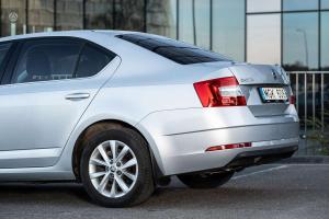 Grey Skoda Octavia 2018 in Vilnius, with an engine capacity of 1.60 L and mileage of 172 thousand km for 11100 €, photo 7 on AUTOMOTO.COM.LV