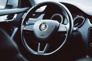 Grey Skoda Octavia 2018 in Vilnius, with an engine capacity of 1.60 L and mileage of 172 thousand km for 11100 €, photo 10 on AUTOMOTO.COM.LV