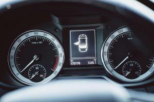 Grey Skoda Octavia 2018 in Vilnius, with an engine capacity of 1.60 L and mileage of 172 thousand km for 11100 €, photo 13 on AUTOMOTO.COM.LV