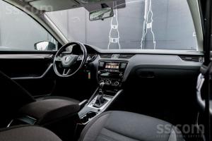 Grey Skoda Octavia 2019 in Riga, with an engine capacity of 1.60 L and mileage of 142 thousand km for 12990 €, photo 11 on AUTOMOTO.COM.LV