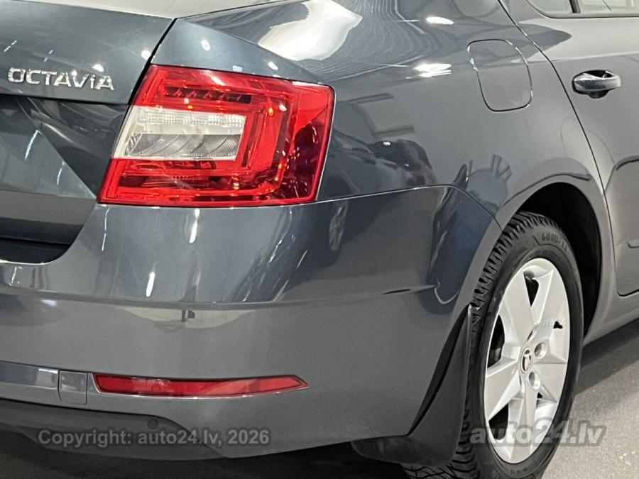 Pelēks Skoda Octavia 2019 Tallina, ar dzinēja tilpumu 1.00 L un nobraukumu 102 tūkst. km par 8700 €, foto 18 vietnē AUTOMOTO.COM.LV