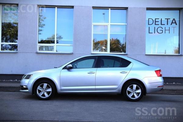 Pelēks Skoda Octavia 2019 Rīga, ar dzinēja tilpumu 1.60 L un nobraukumu 242 tūkst. km par 8995 €, foto 2 vietnē AUTOMOTO.COM.LV