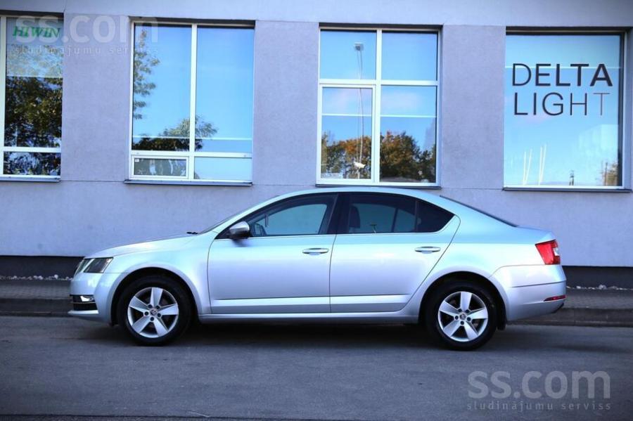 Grey Skoda Octavia 2019 in Riga, with an engine capacity of 1.60 L and mileage of 242 thousand km for 8995 €, photo 3 on AUTOMOTO.COM.LV