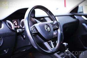 Grey Skoda Octavia 2019 in Riga, with an engine capacity of 1.60 L and mileage of 242 thousand km for 8995 €, photo 10 on AUTOMOTO.COM.LV