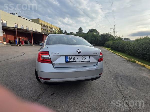 Pelēks Skoda Octavia 2019 Rīga, ar dzinēja tilpumu 2.00 L un nobraukumu 123 tūkst. km par 14200 €, foto 4 vietnē AUTOMOTO.COM.LV