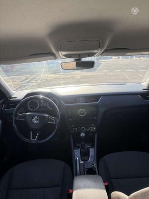 Pelēks Skoda Octavia 2019 Kėdainiai, ar dzinēja tilpumu 1.60 L un nobraukumu 207 tūkst. km par 7500 €, foto 5 vietnē AUTOMOTO.COM.LV