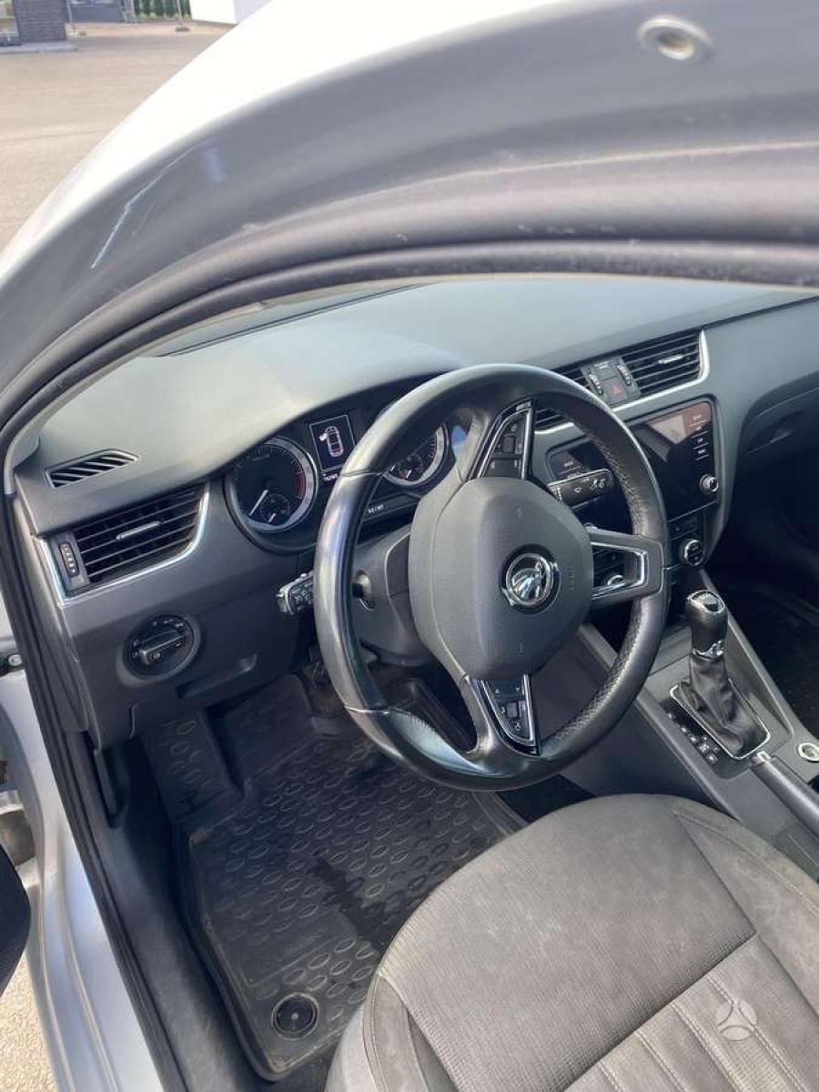 Pelēks Skoda Octavia 2019 Kauņa, ar dzinēja tilpumu 1.60 L un nobraukumu 193 tūkst. km par 8700 €, foto 5 vietnē AUTOMOTO.COM.LV