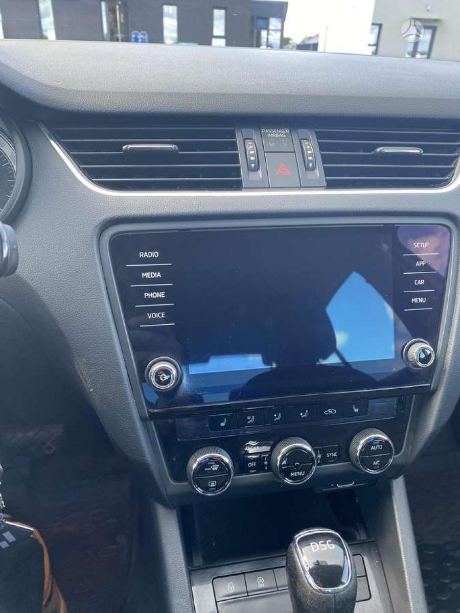 Pelēks Skoda Octavia 2019 Kauņa, ar dzinēja tilpumu 1.60 L un nobraukumu 193 tūkst. km par 8700 €, foto 6 vietnē AUTOMOTO.COM.LV