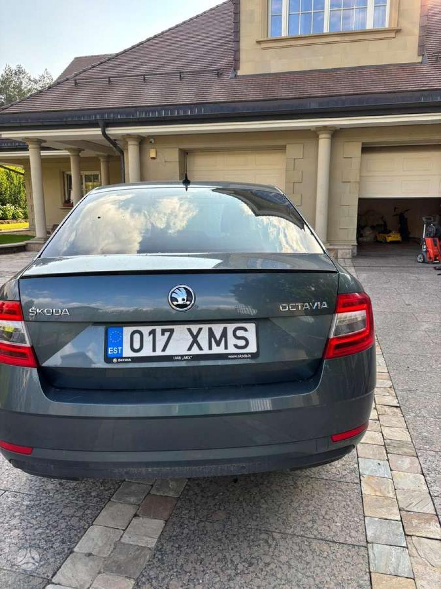 Pelēks Skoda Octavia 2020 Viļņa, ar dzinēja tilpumu 1.50 L un nobraukumu 150 tūkst. km par 10000 €, foto 5 vietnē AUTOMOTO.COM.LV