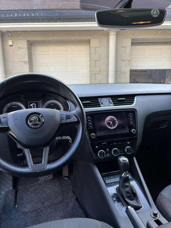 Grey Skoda Octavia 2020 in Vilnius, with an engine capacity of 1.50 L and mileage of 150 thousand km for 10000 €, photo 8 on AUTOMOTO.COM.LV