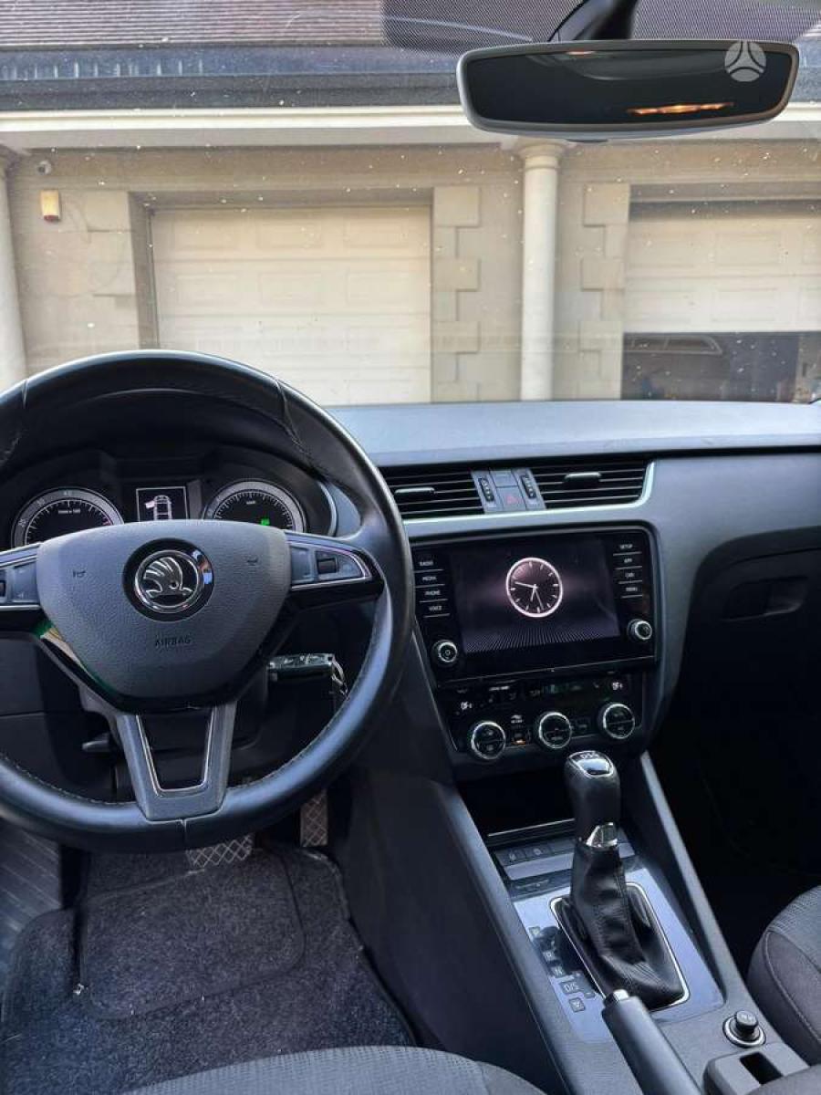 Pelēks Skoda Octavia 2020 Viļņa, ar dzinēja tilpumu 1.50 L un nobraukumu 150 tūkst. km par 10000 €, foto 9 vietnē AUTOMOTO.COM.LV