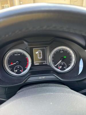Pelēks Skoda Octavia 2020 Viļņa, ar dzinēja tilpumu 1.50 L un nobraukumu 150 tūkst. km par 10000 €, foto 10 vietnē AUTOMOTO.COM.LV