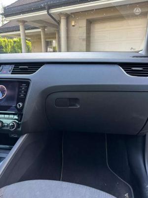 Pelēks Skoda Octavia 2020 Viļņa, ar dzinēja tilpumu 1.50 L un nobraukumu 150 tūkst. km par 10000 €, foto 12 vietnē AUTOMOTO.COM.LV