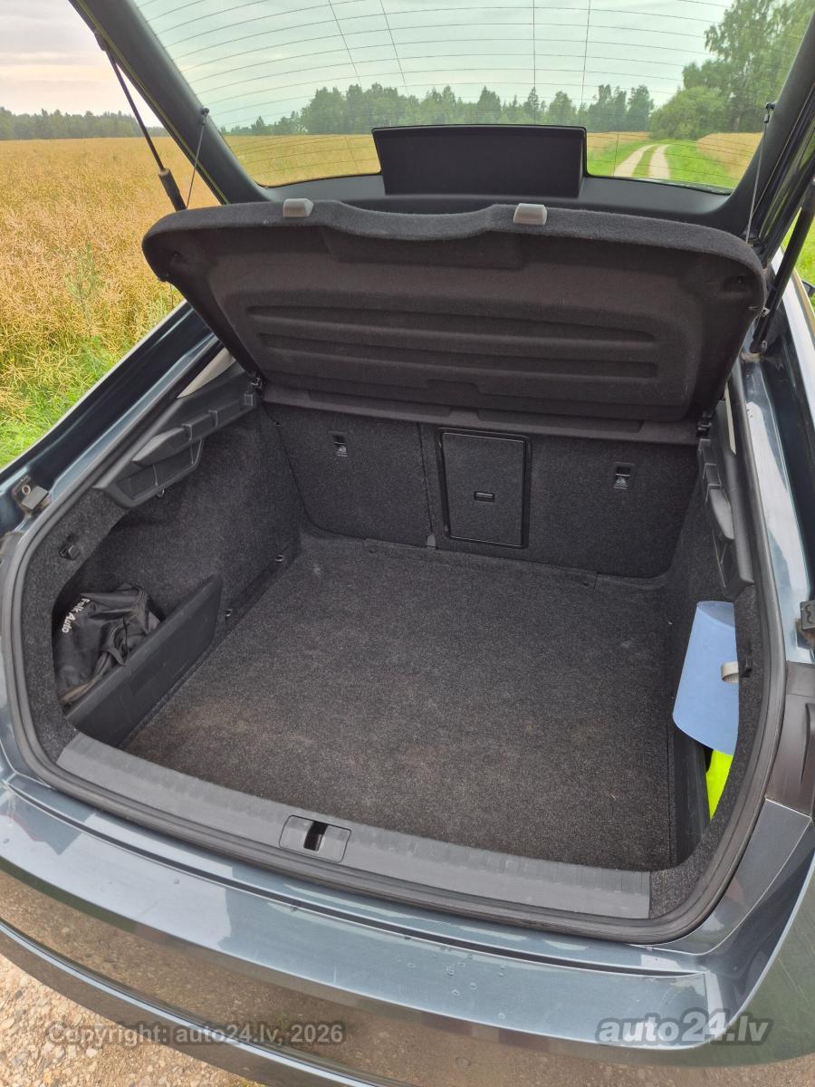 Grey Skoda Octavia 2020 in Tallinn, with an engine capacity of 2.00 L and mileage of 78 thousand km for 18999 €, photo 9 on AUTOMOTO.COM.LV