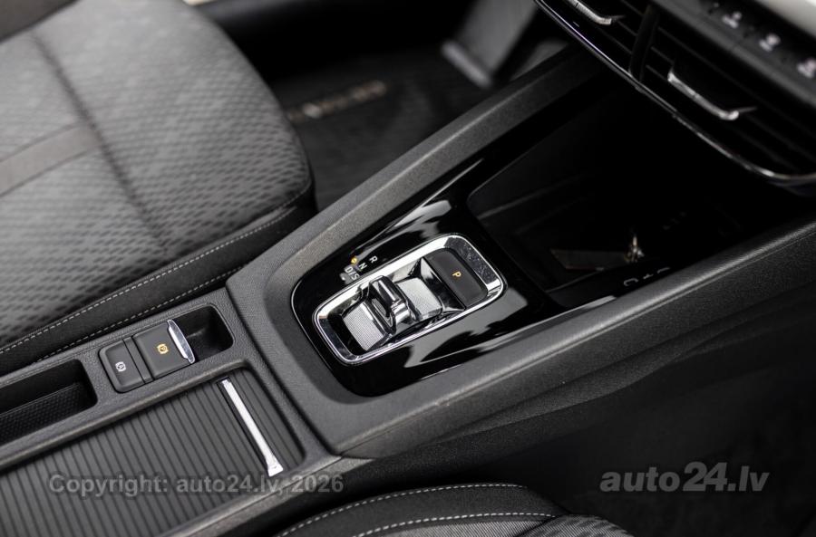 Grey Skoda Octavia 2020 in Tallinn, with an engine capacity of 2.00 L and mileage of 152 thousand km for 15990 €, photo 11 on AUTOMOTO.COM.LV
