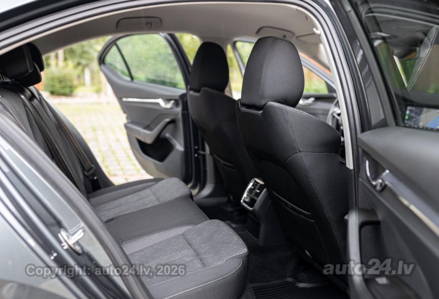 Grey Skoda Octavia 2020 in Tallinn, with an engine capacity of 2.00 L and mileage of 152 thousand km for 15990 €, photo 20 on AUTOMOTO.COM.LV