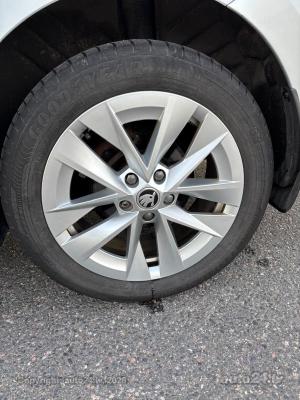 Pelēks Skoda Octavia 2020 Tartu, ar dzinēja tilpumu 2.00 L un nobraukumu 240 tūkst. km par 12990 €, foto 14 vietnē AUTOMOTO.COM.LV
