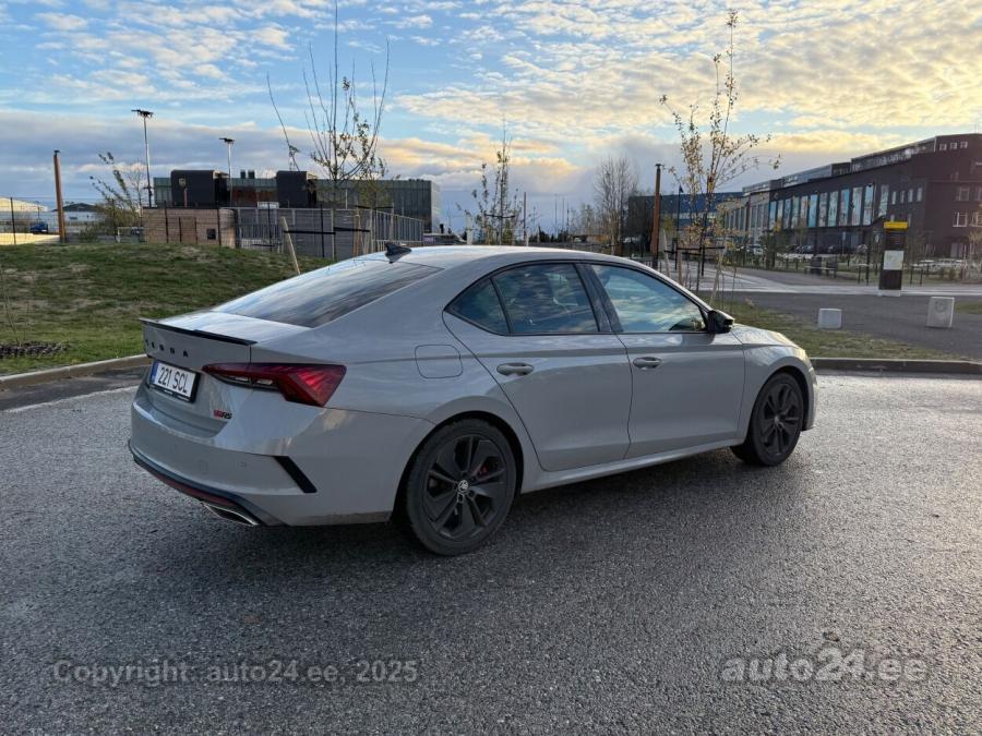 Grey Skoda Octavia 2021 in Tallinn, with an engine capacity of 2.00 L and mileage of 64 thousand km for 25900 €, photo 6 on AUTOMOTO.COM.LV