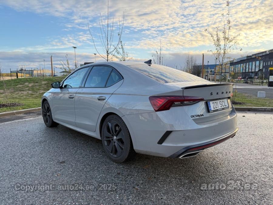 Grey Skoda Octavia 2021 in Tallinn, with an engine capacity of 2.00 L and mileage of 64 thousand km for 25900 €, photo 12 on AUTOMOTO.COM.LV