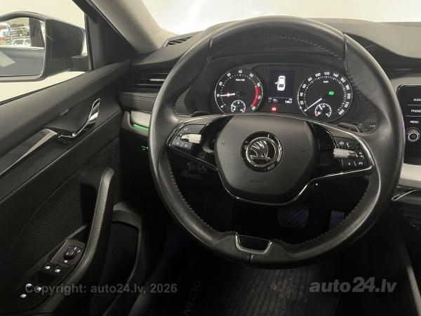 Pelēks Skoda Octavia 2021 Tallina, ar dzinēja tilpumu 1.00 L un nobraukumu 66 tūkst. km par 15900 €, foto 10 vietnē AUTOMOTO.COM.LV