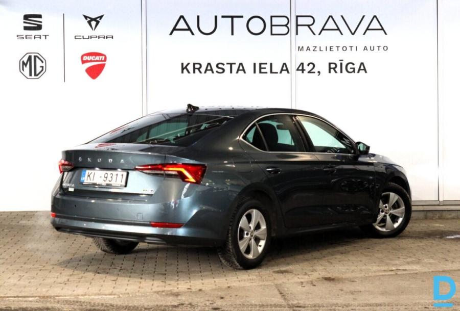 Pelēks Skoda Octavia 2021 Rīga, ar dzinēja tilpumu 1.50 L un nobraukumu 133 tūkst. km par 16200 €, foto 2 vietnē AUTOMOTO.COM.LV